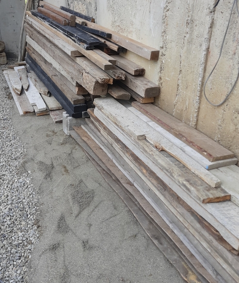 Masteron.ge - ყველა ხელოსანი და მასალა ერთ სივრცეში - ხის მასალა (კოჭი ფიცარი), სამშენებლო ...